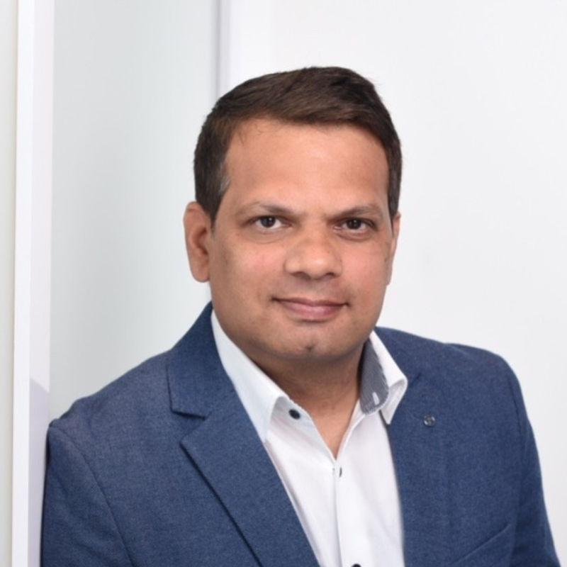 Leading TechInsights' Analysts Going to MWC 2024 | TechInsights